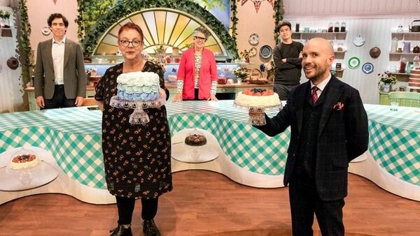 The Great British Bake Off: An Extra Slice Season 7 Episode 2