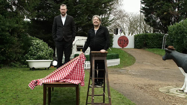 Taskmaster Season 10 Episode 1