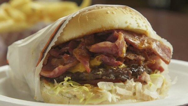 Bizarre Foods Delicious Destinations Season 10 Episode 13