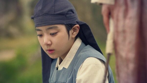 Lovers of the Red Sky Season 1 Episode 1