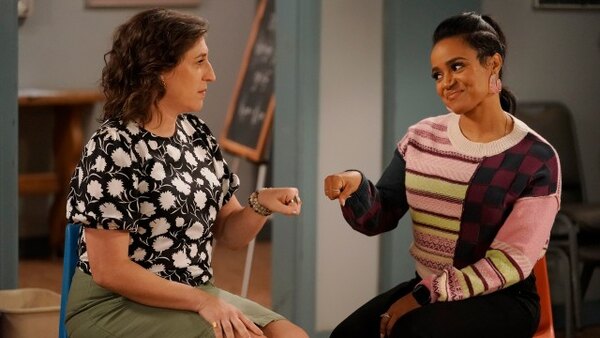 Call Me Kat Season 2 Episode 3 Recap