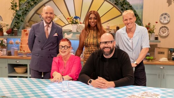 The Great British Bake Off: An Extra Slice Season 9 Episode 2