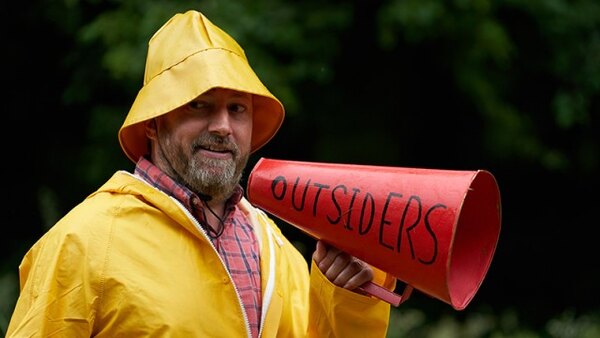 David Mitchell's Outsiders Season 2 Episode 1