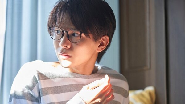 The Red Apple Season 1 Episode 1