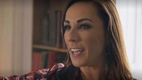 Julia vs. Julia Season 1 Episode 5