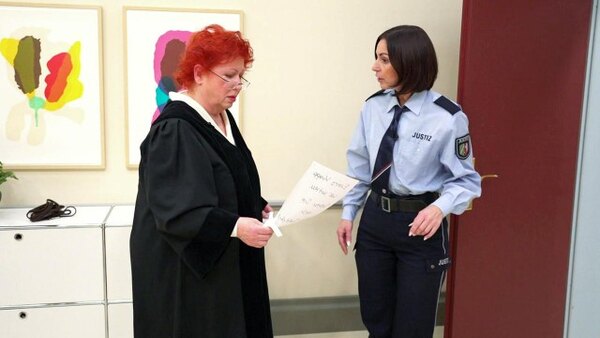 Barbara Salesch Das Strafgericht: Mirjam Hauck Arson Case - Memesita