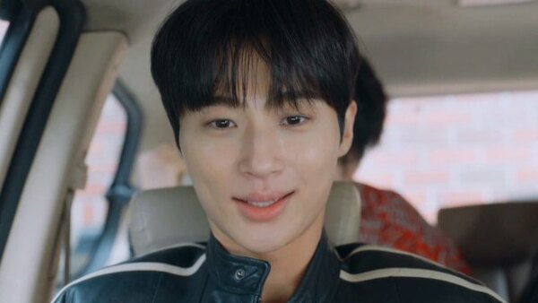 Lovely Runner Season 1 Episode 1