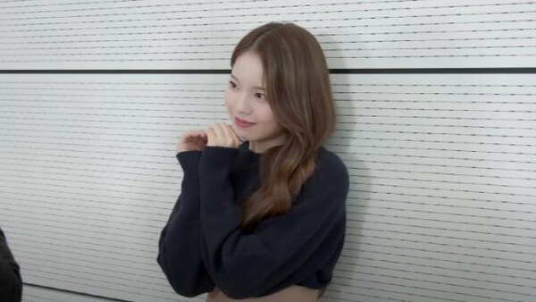 NiziU LOG Season 4 Episode 1