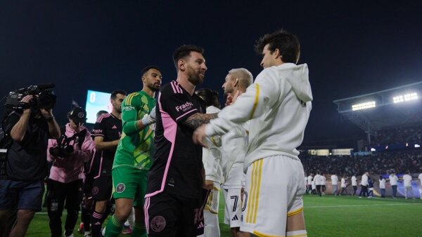 Onside: Major League Soccer Season 1 Episode 1