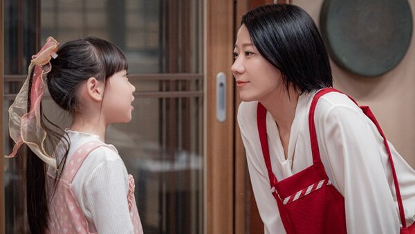 Mother and Mom Season 1 Episode 1