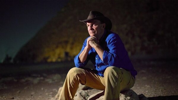 Bradley Walsh: Egypt's Cosmic Code Season 1 Episode 1