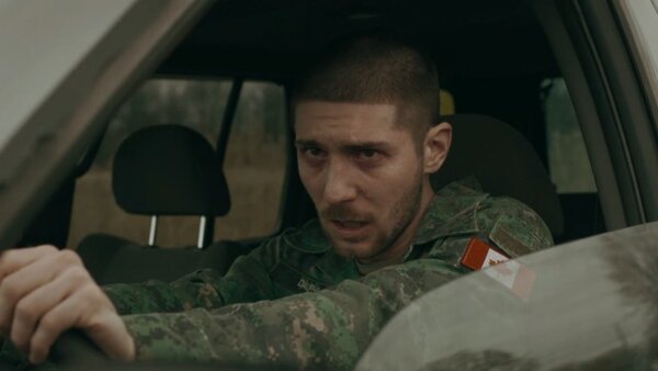 Les Armes Season 1 Episode 24