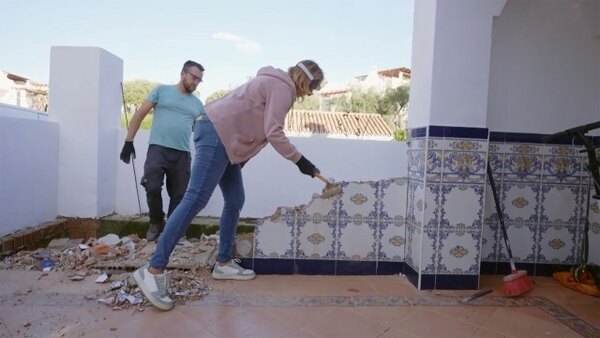 Jasmine Harman's Renovation in the Sun Season 1 Episode 3