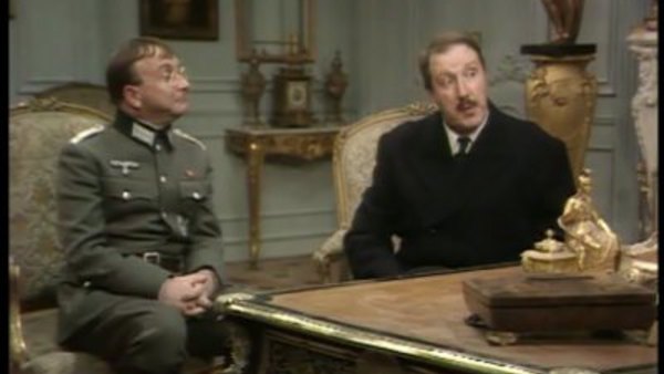 'Allo 'Allo! Season 1 Episode 1 Recap