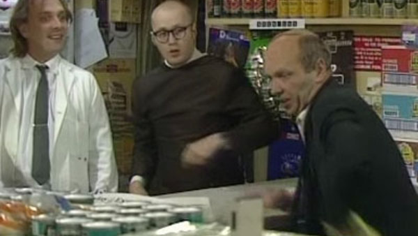 Bottom Season 1 Episode 5 Recap