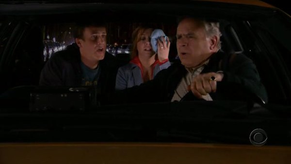 Screencaps of How I Met Your Mother Episode 1