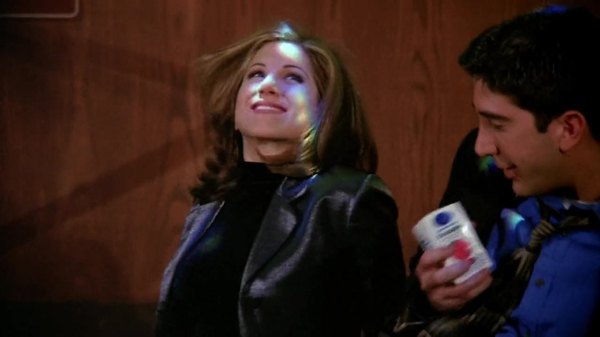 Screencaps of Friends Season 2 Episode 15