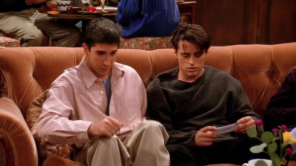 Screencaps of Friends Season 1 Episode 4