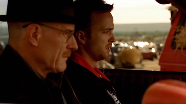 Screencaps of Breaking Bad Season 2 Episode 1