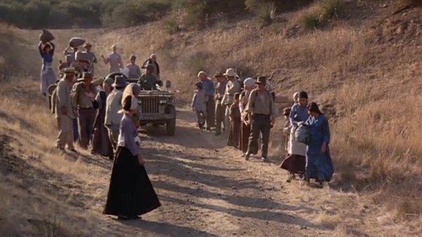 Screencaps of M*A*S*H Season 11 Episode 16