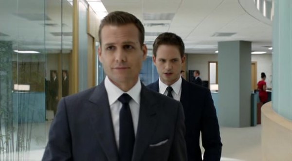 Screencaps of Suits Episode 13