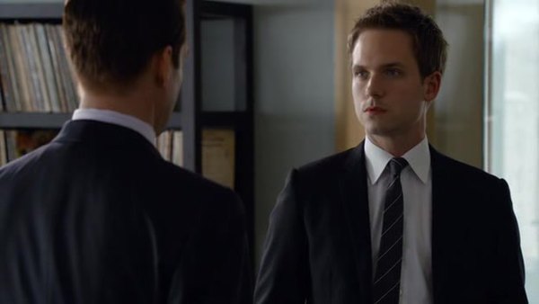 Screencaps of Suits Episode 5