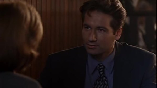 The X-Files Season 1 Episode 1 Recap