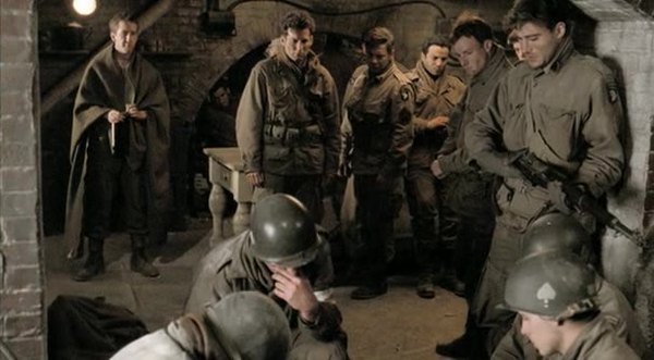 Screencaps of Band of Brothers Episode 8