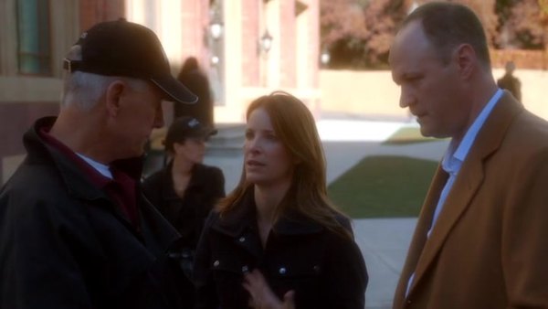 Screencaps of NCIS Season 10 Episode 8