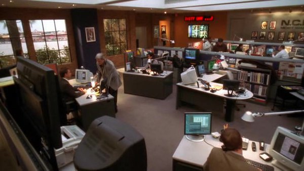 Screencaps of NCIS Season 4 Episode 8