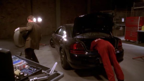 Screencaps of NCIS Season 3 Episode 1