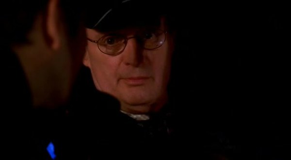 Screencaps of NCIS Season 1 Episode 2