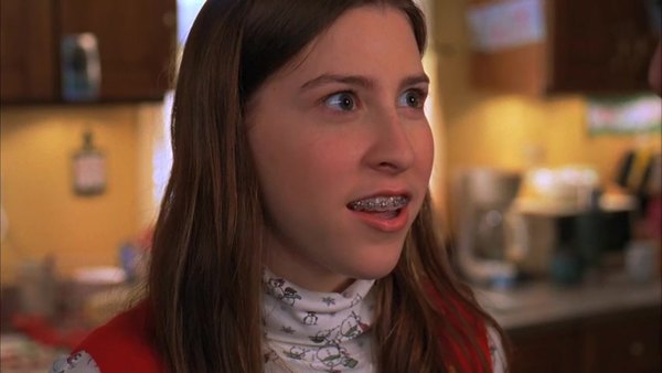 Screencaps of The Middle Season 1 Episode 10