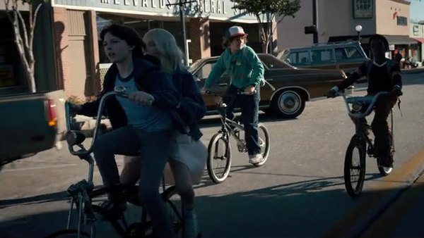 Screencaps of Stranger Things Season 1 Episode 4