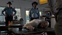 Screencaps of Stranger Things Season 1 Episode 3