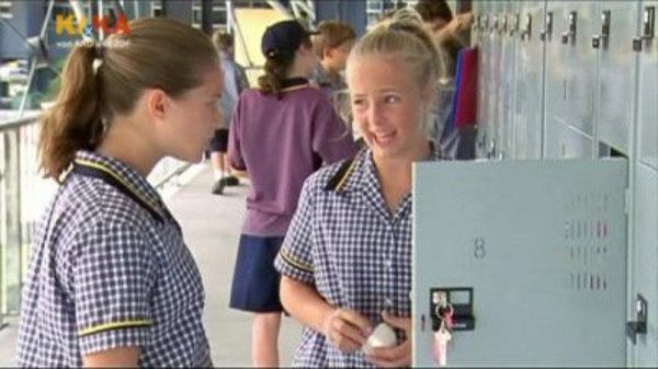 The Sleepover Club Season 1 Episode 8