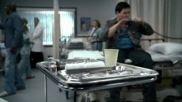 V Season 1 Episode 1 Recap