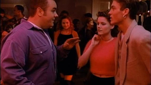Screencaps of Beverly Hills, 90210 Season 5 Episode 13