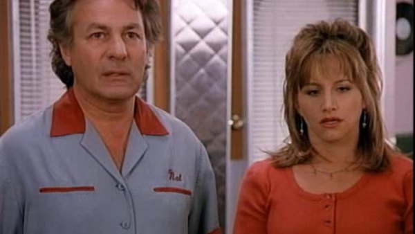 Screencaps of Beverly Hills, 90210 Season 5 Episode 10