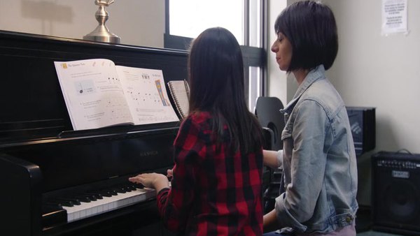 Easy Season 1 Episode 6 Recap and Links