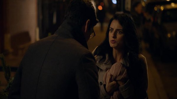 Easy Season 1 Episode 4 - Watch Easy S01E04 Online