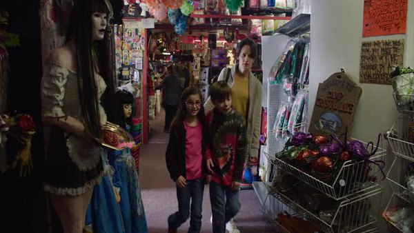 Easy Season 1 Episode 1 Recap and Links