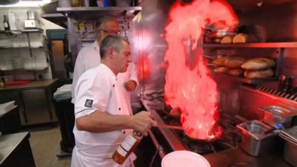 Bizarre Foods: Delicious Destinations Season 1 Episode 2