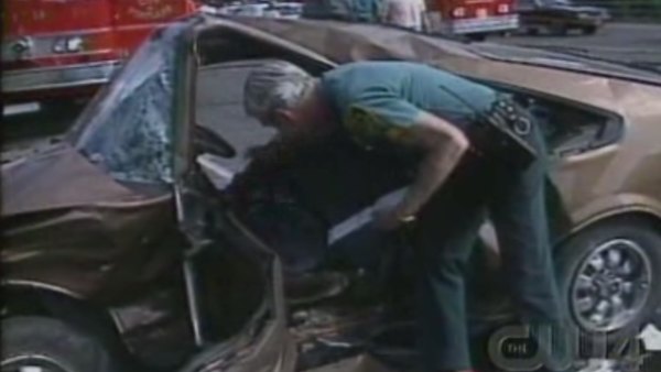 Cops Season 1 Episode 10