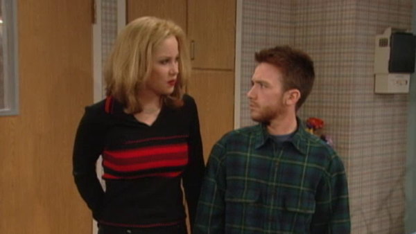 Married... with Children Season 10 Episode 18 Recap
