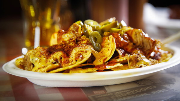 Bizarre Foods: Delicious Destinations Season 3 Episode 1