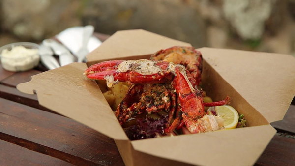 Bizarre Foods: Delicious Destinations Season 4 Episode 20