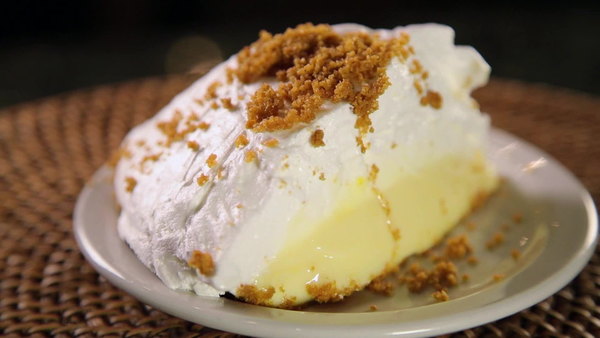 Bizarre Foods: Delicious Destinations Season 4 Episode 7