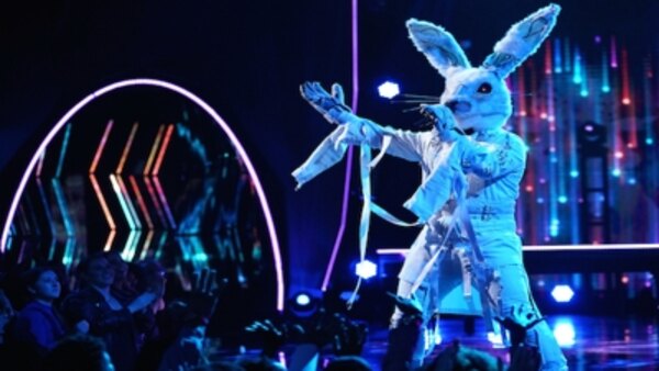 The Masked Singer (US) Season 1 Episode 8