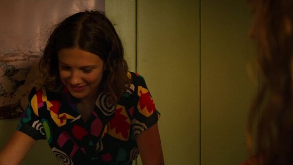 Screencaps of Stranger Things Season 3 Episode 3